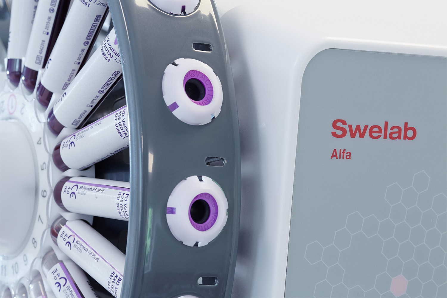Blutbildanalyser Swelab AutoCounter Alfa Plus | Leupamed GmbH